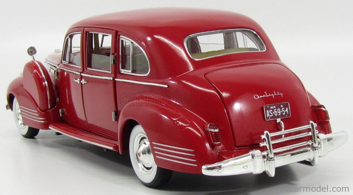 GREENLIGHT 12971 Scale 1/18 | PACKARD SUPER EIGHT ONE EIGHT 1944 RED