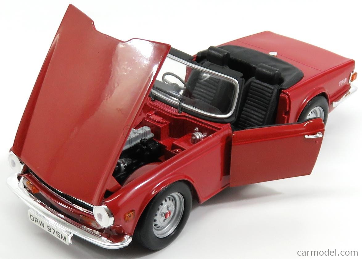 ERTL 07884 Scale 1/18 | TRIUMPH TR6 SPIDER 1969 RED