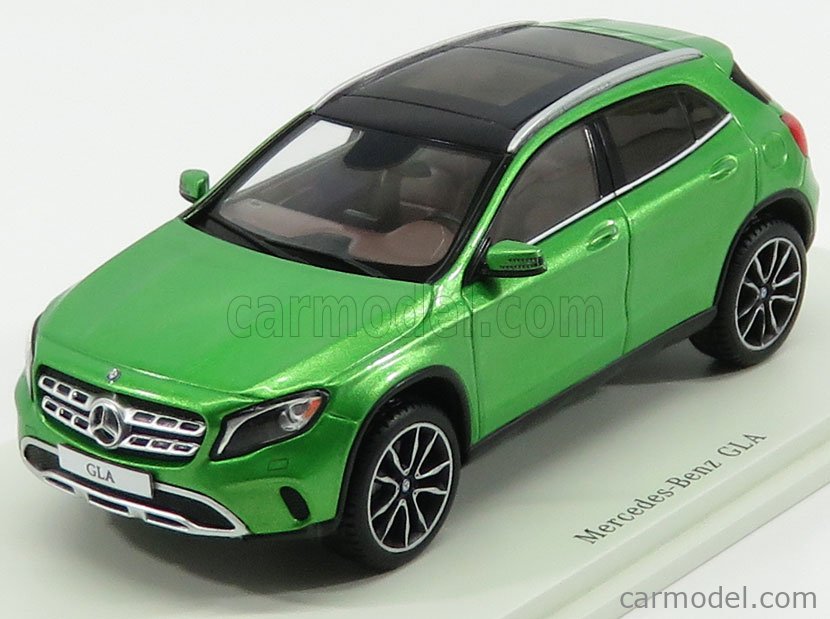 SPARK-MODEL SDC026 Scale 1/43 | MERCEDES BENZ GLA-CLASS 250 2017 GREEN
