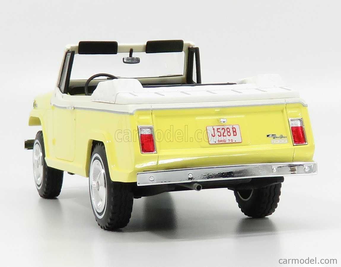 BoS-MODELS BOS373 Scale 1/18 | JEEP COMMANDO CABRIOLET OPEN 1970 YELLOW ...