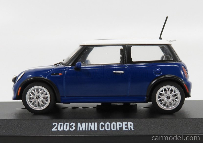 GREENLIGHT 86546 Scale 1/43 | MINI COOPER 2003 - THE ITALIAN JOB BLUE WHITE