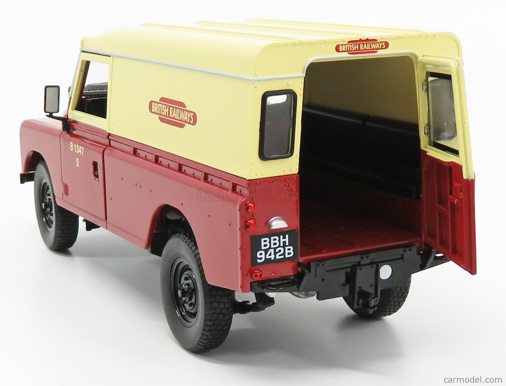 UNIVERSAL HOBBIES UH4417 Scale 1/18 | LAND ROVER LAND 109 II SERIES ...