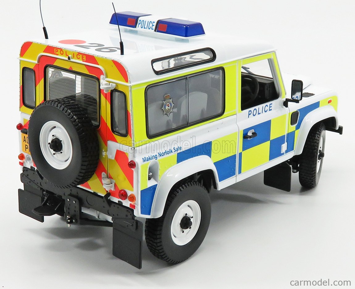 UNIVERSAL HOBBIES UH3851 Scale 1/18 | LAND ROVER LAND 90 DEFENDER ...
