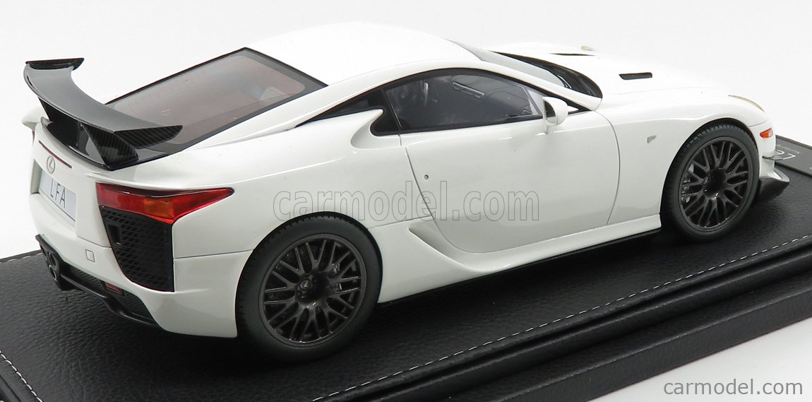 PEAKO 1806WH Scale 1/18 | LEXUS LFA NURBURGRING PACKAGE 2012 WHITE