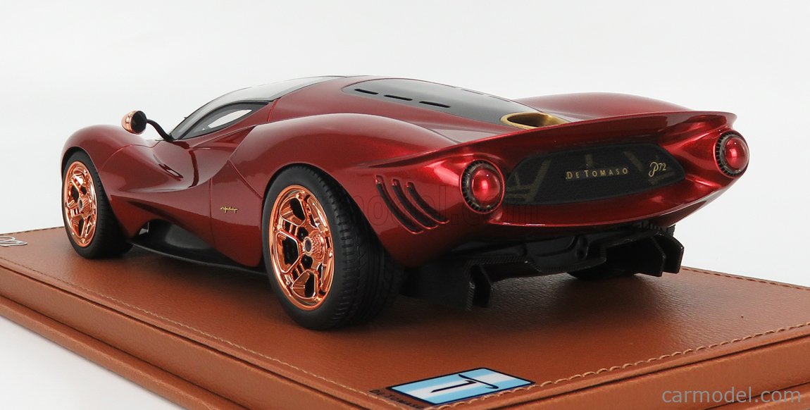 PEAKO 83800 Scale 1/18 | DE TOMASO P72 2020 SOUL RED MET
