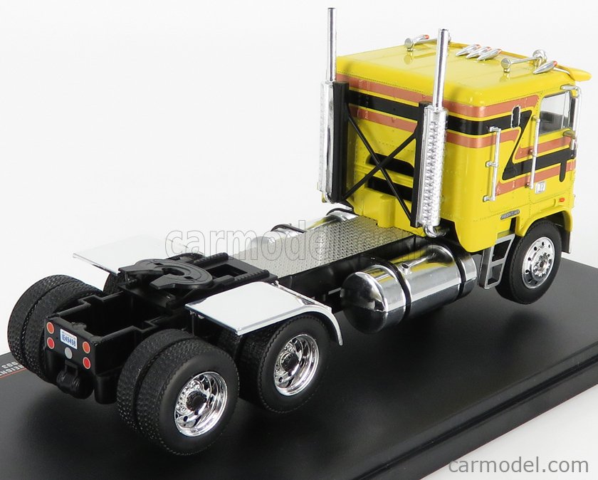 IXO-MODELS TR072 Scale 1/43 | FREIGHTLINER FLA TRACTOR TRUCK 3-ASSI 1993 YELLOW