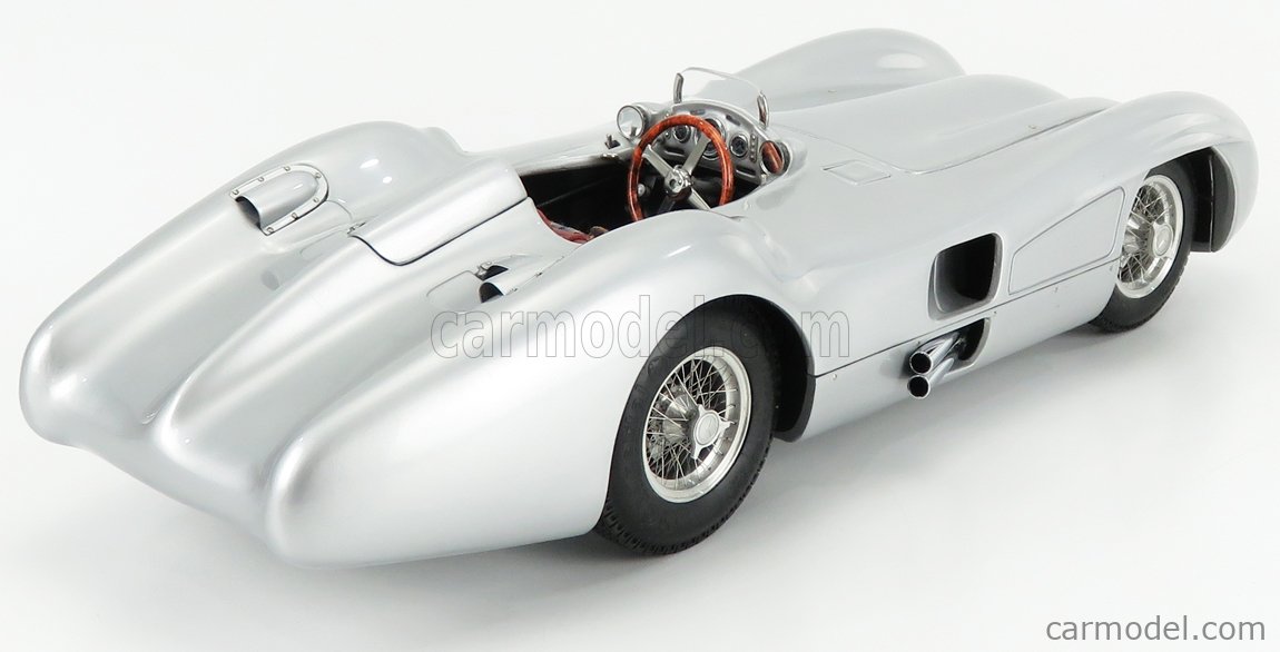 CMC M044 Scale 1/18 | MERCEDES BENZ F1 W196R STREMLINER BODY 1955 SILVER