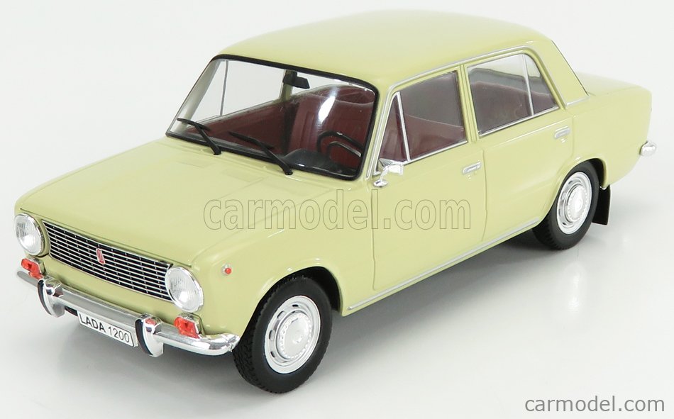 WHITEBOX WB124061 Scale 1/24 | LADA 1200 (FIAT 124) 1970 BEIGE