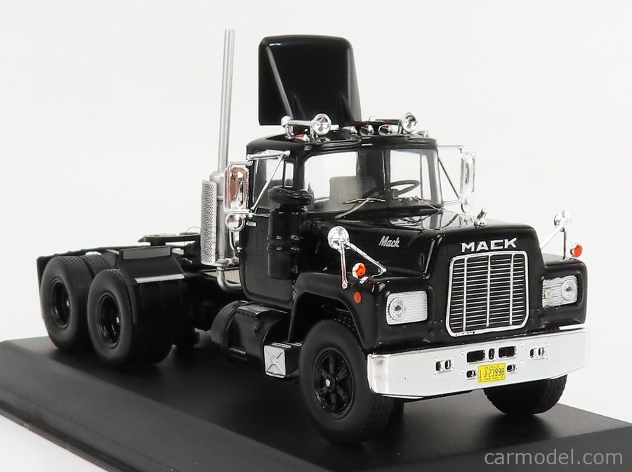 IXO-MODELS TR082 Scale 1/43 | MACK R-SERIES TRACTOR TRUCK 3-ASSI 1966 BLACK