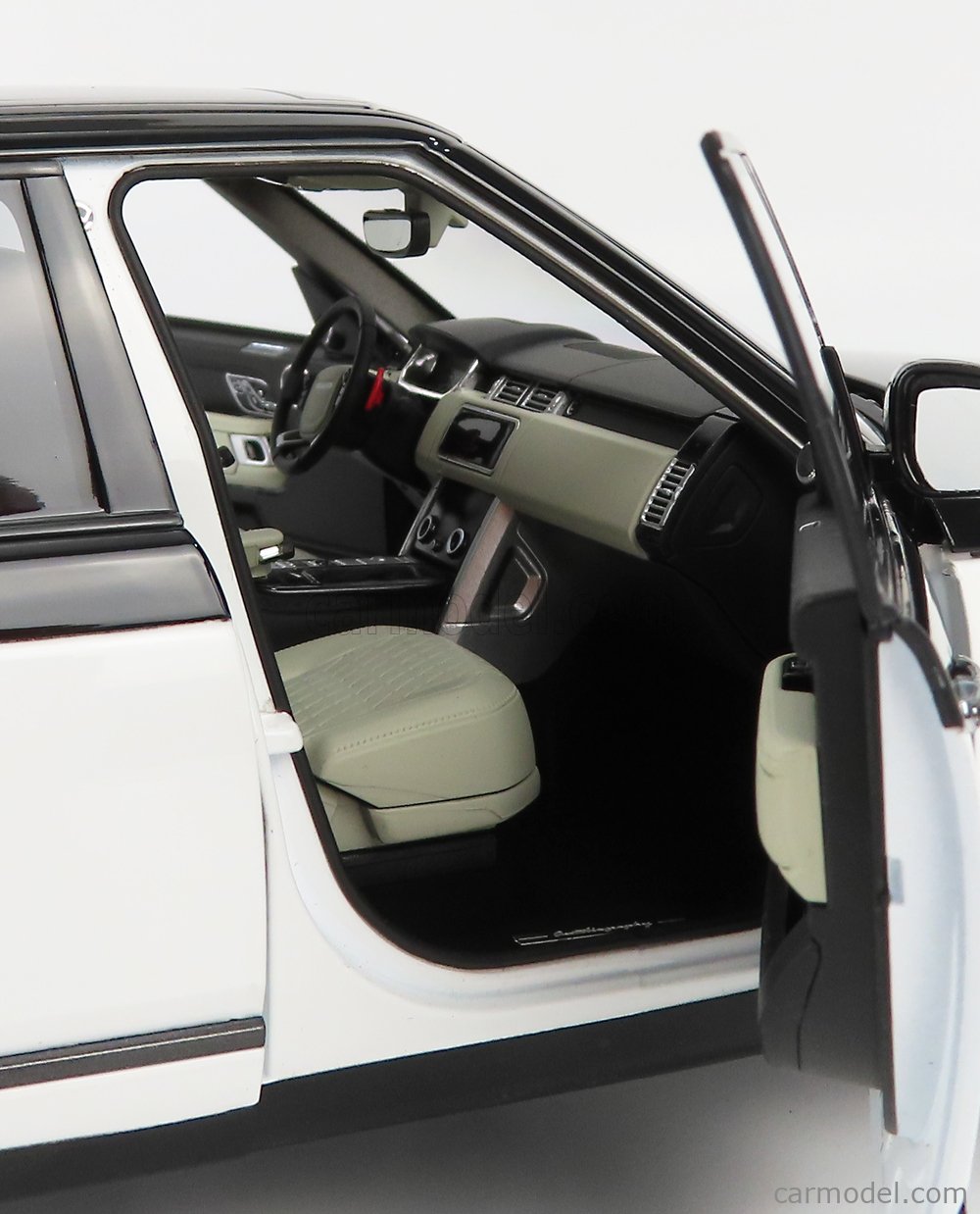 LCD-MODEL LCD18001B-BWG Scale 1/18 | LAND ROVER RANGE ROVER SV ...