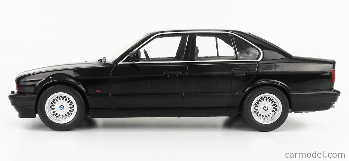MCG MCG18157 Scale 1/18 | BMW 5-SERIES 540i (E34) 1992 BLACK