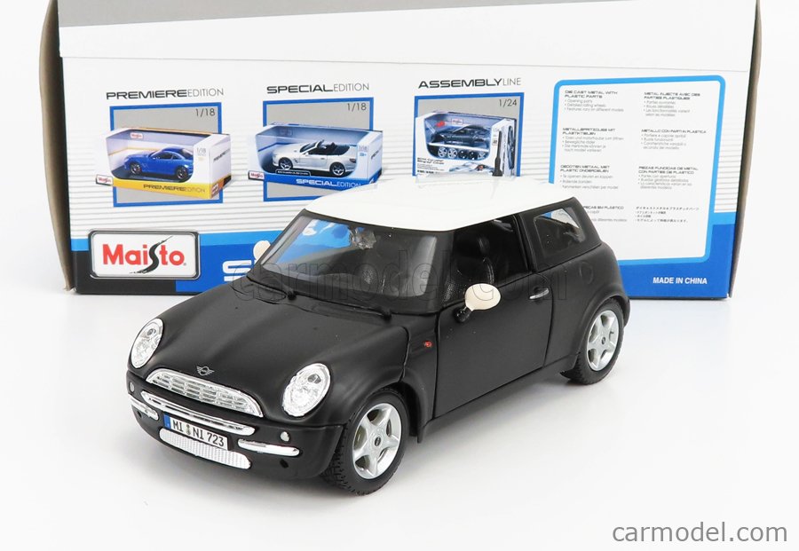 MAISTO 31219MB Scale 1/24 | MINI COOPER 2006 MATT BLACK