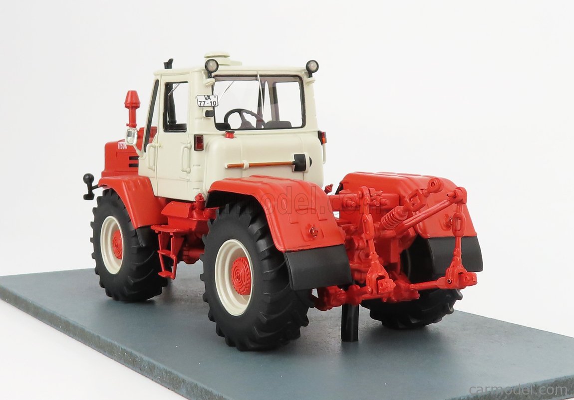 SCHUCO 450913500 Scale 1/32 | CHARKOW T-150K TRACTOR 1972 RED WHITE
