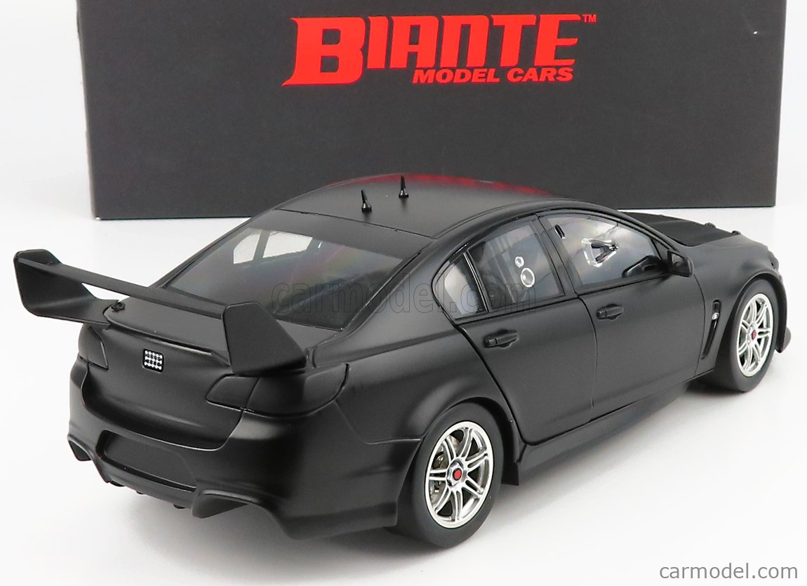 BIANTE MODEL CARS B18H18A Scala 1/18 | HOLDEN VF COMMODORE V8 2016 MATT ...
