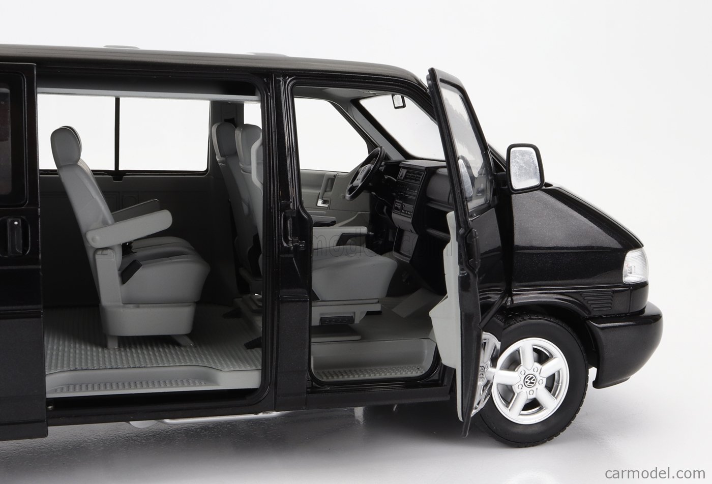 SCHUCO 450041600 Scale 1/18 | VOLKSWAGEN T4b CARAVELLE MINIBUS 1991 BLACK