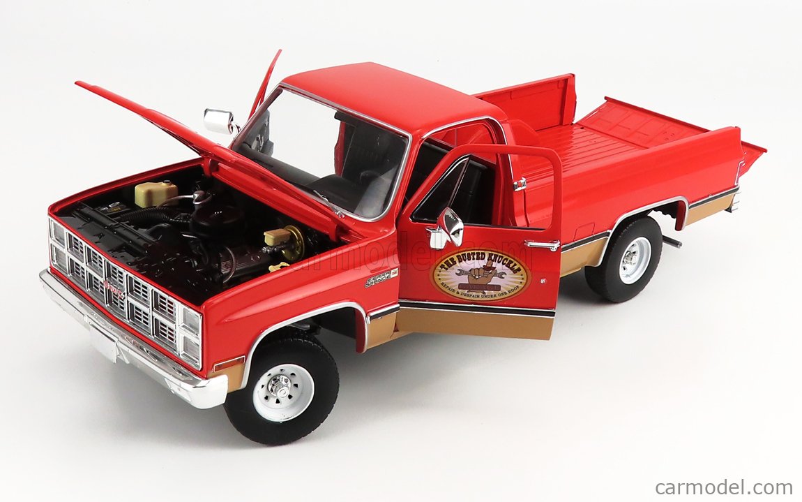 GREENLIGHT 13612 Scale 1/18 | GMC K-2500 SIERRA GRANDE PICK-UP 1982 ...