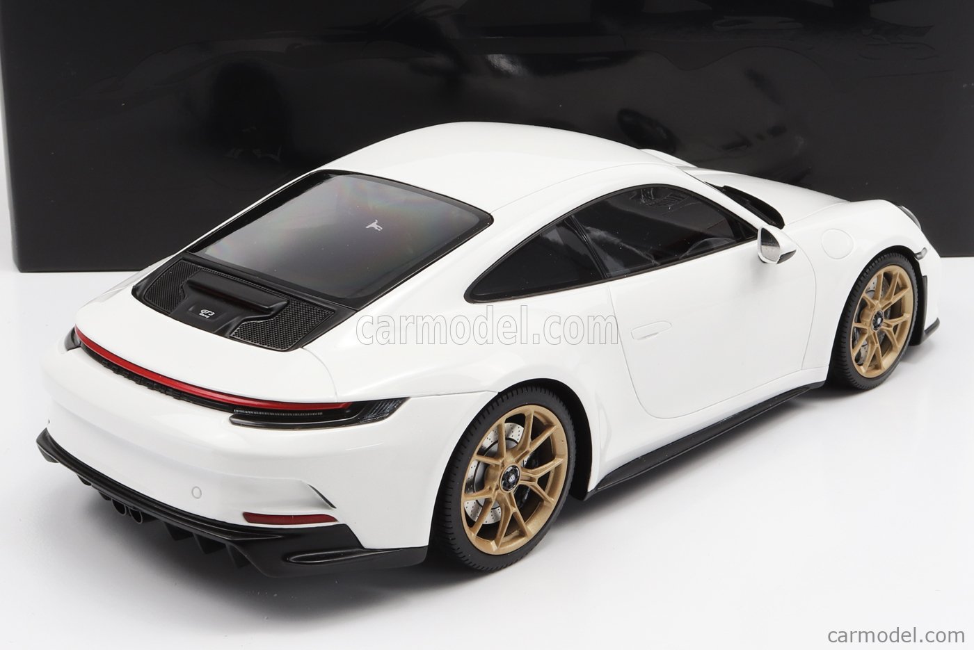 MINICHAMPS 117069022 Masstab: 1/18 | PORSCHE 911 992 GT3 TOURING COUPE ...