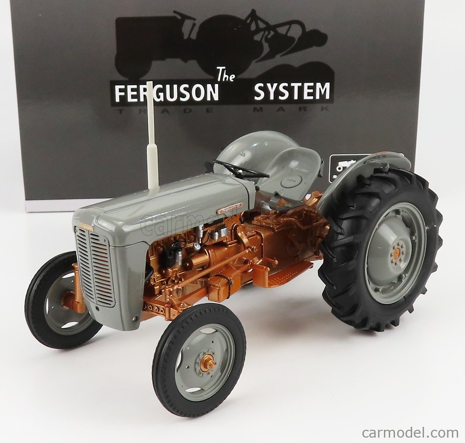 UNIVERSAL HOBBIES UH2986 Scale 1/16 | MASSEY FERGUSON FE35 TRACTOR 1955 ...