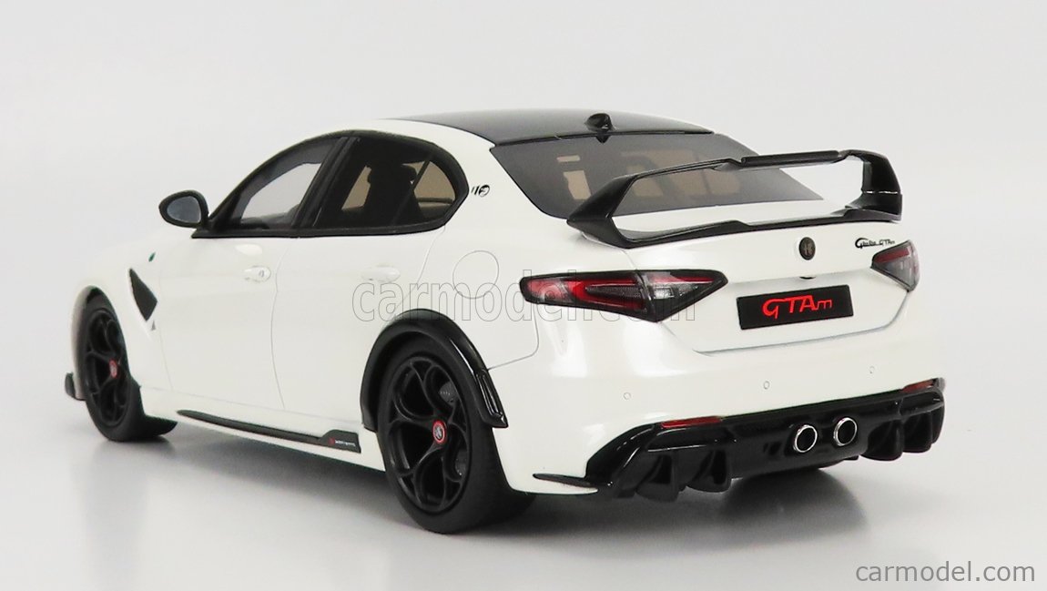 OTTO-MOBILE OT990 Escala 1/18 | ALFA ROMEO GIULIA GTAm 2020 WHITE