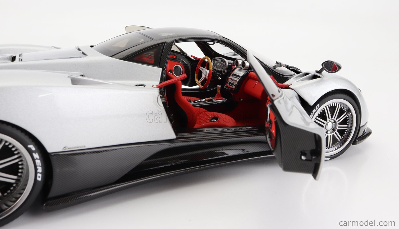 ALMOST-REAL ALM850401011 Scale 1/18 | PAGANI ZONDA F 2005 MERCURIO GREY