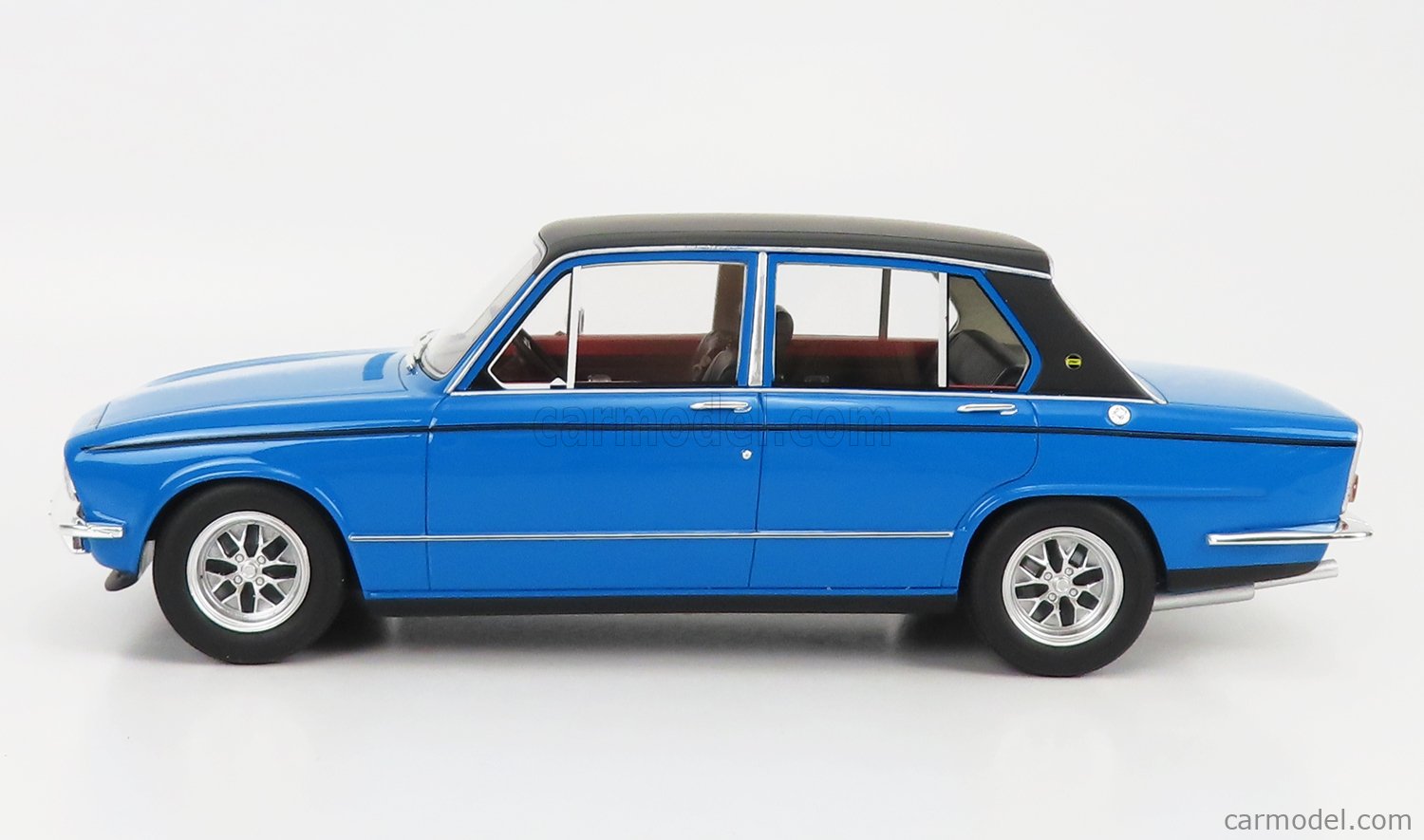 CULT-SCALE MODELS CML021-2 Scale 1/18 | TRIUMPH DOLOMITE SPRINT 1973 BLUE