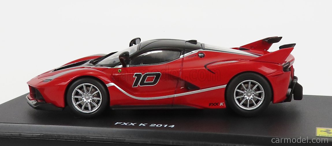 EDICOLA FERGTCOLL003 Scale 1/43 | FERRARI FXX-K N 10 2015 - CON VETRINA - WITH SHOWCASE RED BLACK