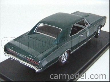 WELLY W9856 Scale 1/18 | PONTIAC GTO 1966 GREEN MET