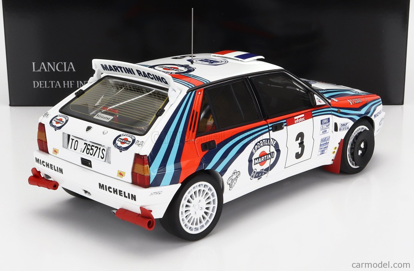 KYOSHO 08348H Scale 1/18 | LANCIA DELTA HF INTEGRALE EVOLUZIONE MARTINI ...