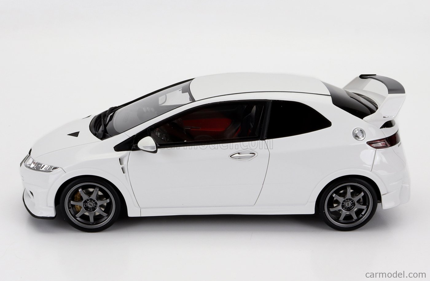 OTTO-MOBILE OT735 Scale 1/18 | HONDA CIVIC FN2 TYPE R 2010 WHITE