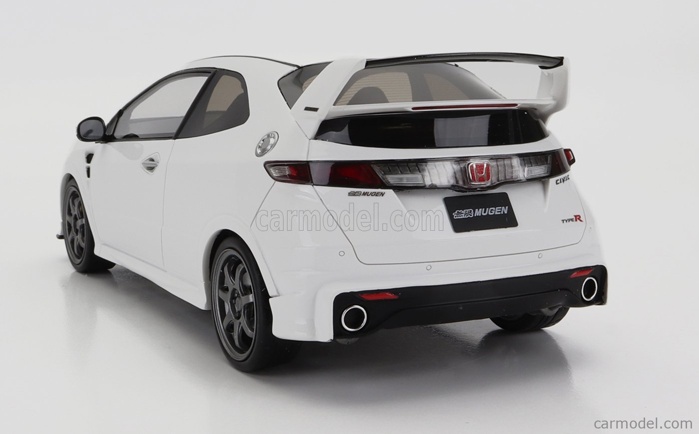 OTTO-MOBILE OT735 Scale 1/18 | HONDA CIVIC FN2 TYPE R 2010 WHITE