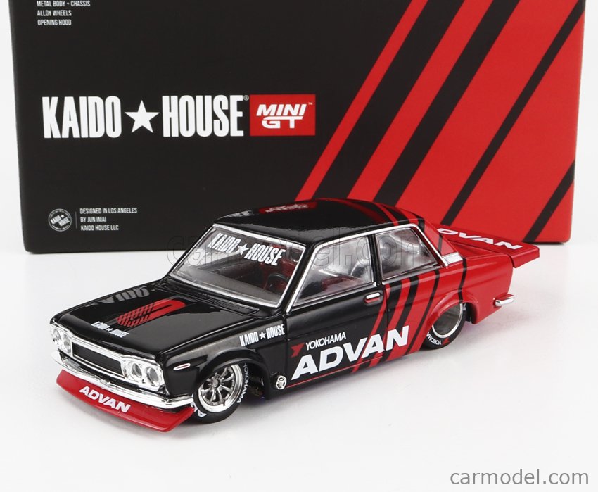 MINI-GT KHMG032 Scale 1/64 | DATSUN 510 KAIDO HOUSE ADVAN 1972 RED BLACK