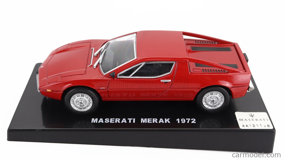 EDICOLA AUTOITDEA038 Escala 1/43 | MASERATI MERAK 1972 RED