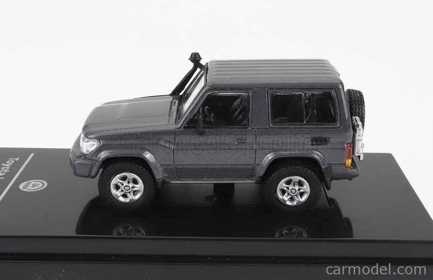 PARAGON-MODELS PA-55562 Scale 1/64 | TOYOTA LAND CRUISER 71 LHD 2014 GREY