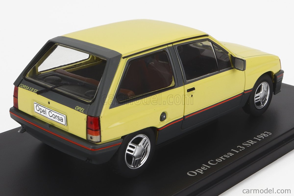 EDICOLA AB24P017 Scale 1/24 | OPEL CORSA 1.3 SR 1983 YELLOW BLACK