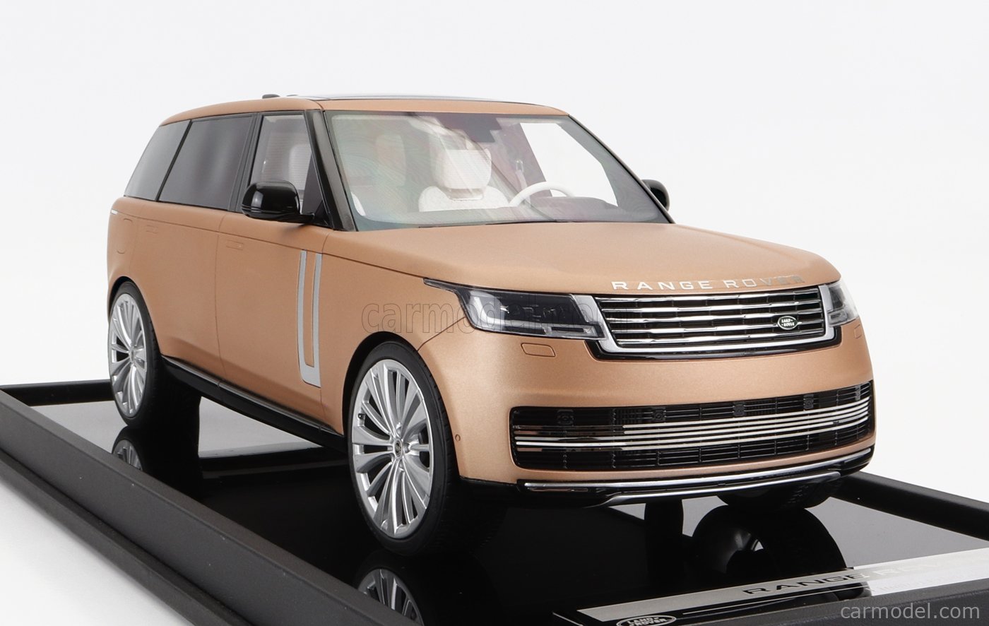MOTORHELIX MH026SG Escala 1/18 | LAND ROVER RANGE ROVER SV AUTOBIOGRAPHY 2022 MATT SUNSET GOLD