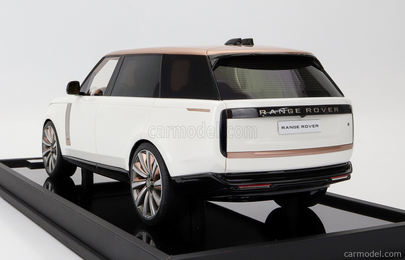 MOTORHELIX MH026WB Scale 1/18 | LAND ROVER RANGE ROVER SV AUTOBIOGRAPHY ...