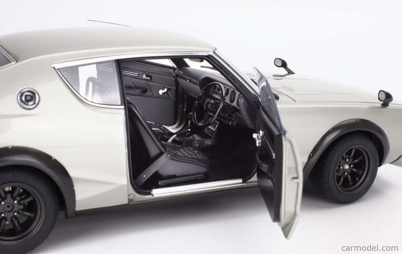 AUTOART 77466 Scale 1/18 | NISSAN SKYLINE 2000 GT-R (KPGC110) COUPE ...