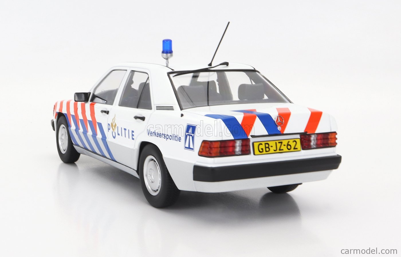 TRIPLE9 T9-1800315 Scale 1/18 | MERCEDES BENZ 190E (W201) N 67 POLICE ...
