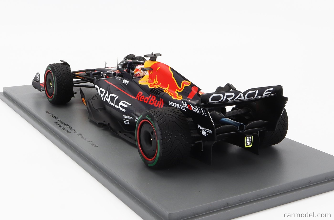 SPARK-MODEL 18S894 Scale 1/18 | RED BULL F1 RB19 TEAM ORACLE RED BULL ...