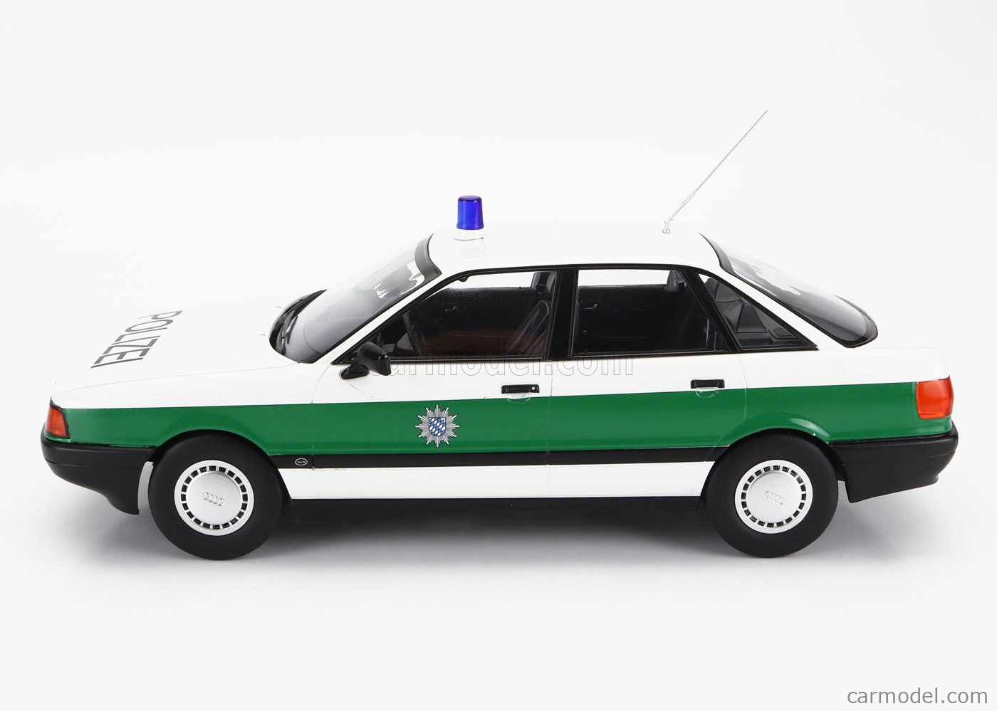 TRIPLE9 T9-1800345 Masstab: 1/18 | AUDI 80 B3 POLIZEI 1989 WHITE GREEN