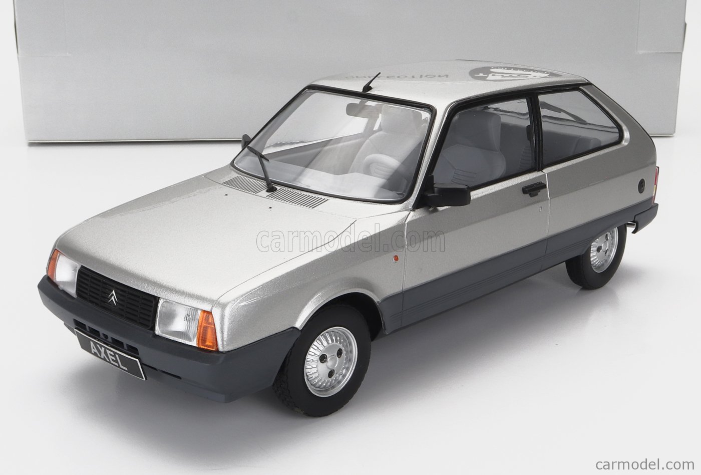 TRIPLE9 T9-1800335 Scale 1/18 | CITROEN AXEL 1990 SILVER