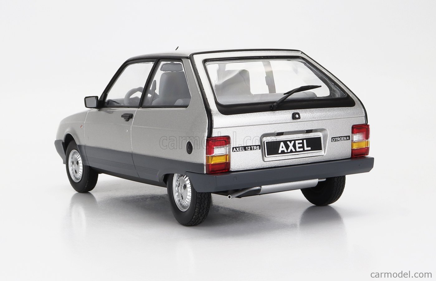 TRIPLE9 T9-1800335 Scale 1/18 | CITROEN AXEL 1990 SILVER