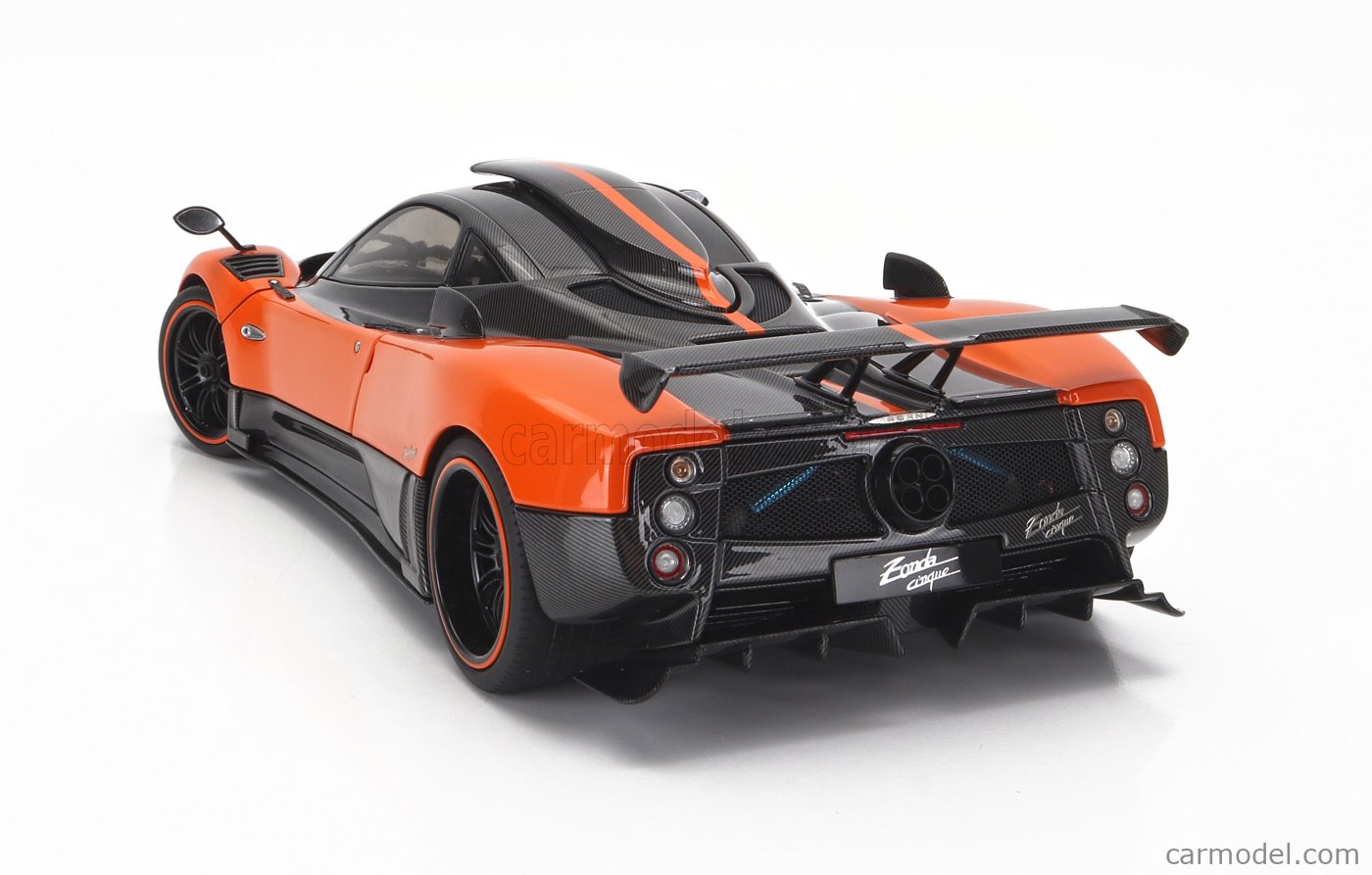 ALMOST-REAL ALM850603001 Scala 1/18 | PAGANI ZONDA CINQUE 2009 ORANGE ...