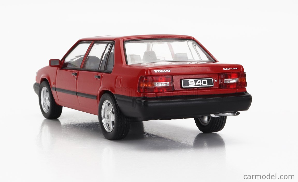 IXO-MODELS CLC498N.22 Scale 1/43 | VOLVO 940 TURBO 1990 RED