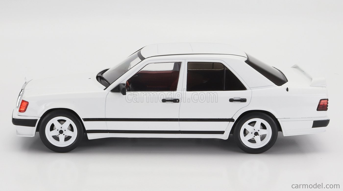 MCG MCG18343 Scale 1/18 | MERCEDES BENZ E-CLASS (W124) 1986 WHITE