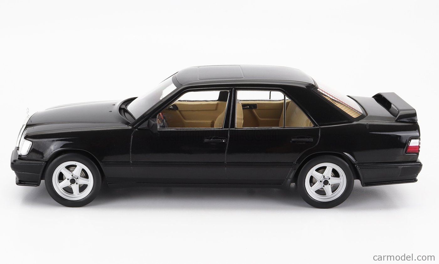 MCG MCG18341 Scale 1/18 | MERCEDES BENZ E-CLASS (W124) 1986 BLACK