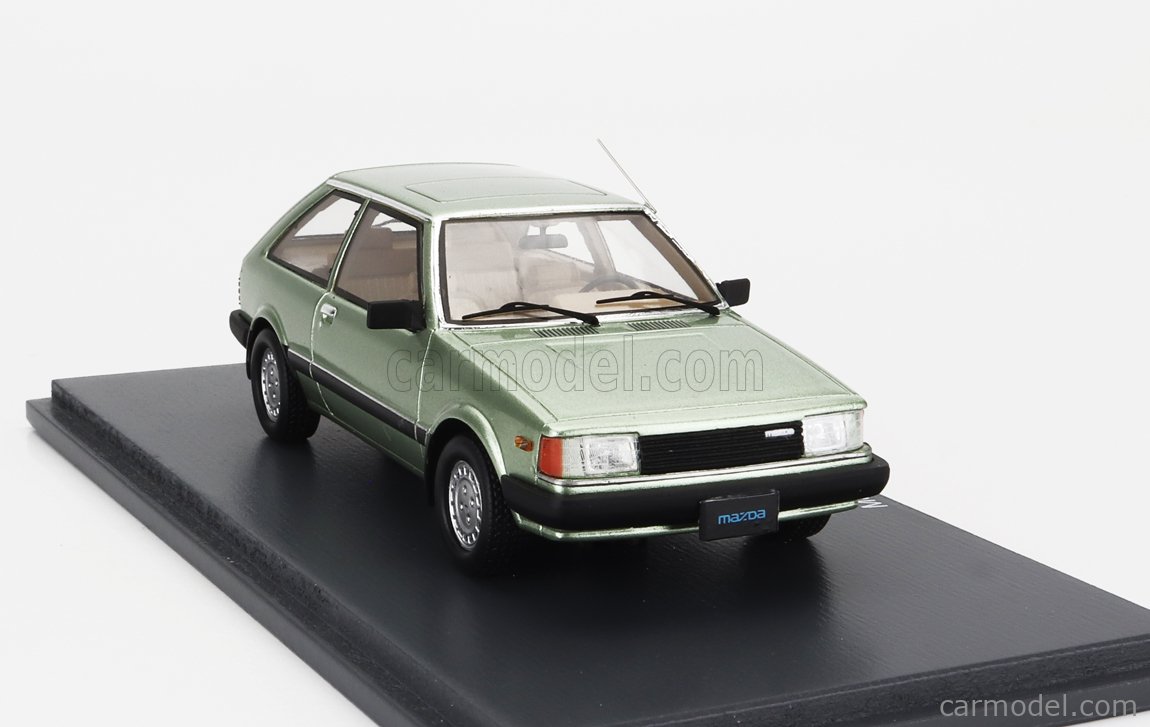 SCHUCO 450934600 Scale 1/43 | MAZDA FAMILIA 323 1980 SILVER