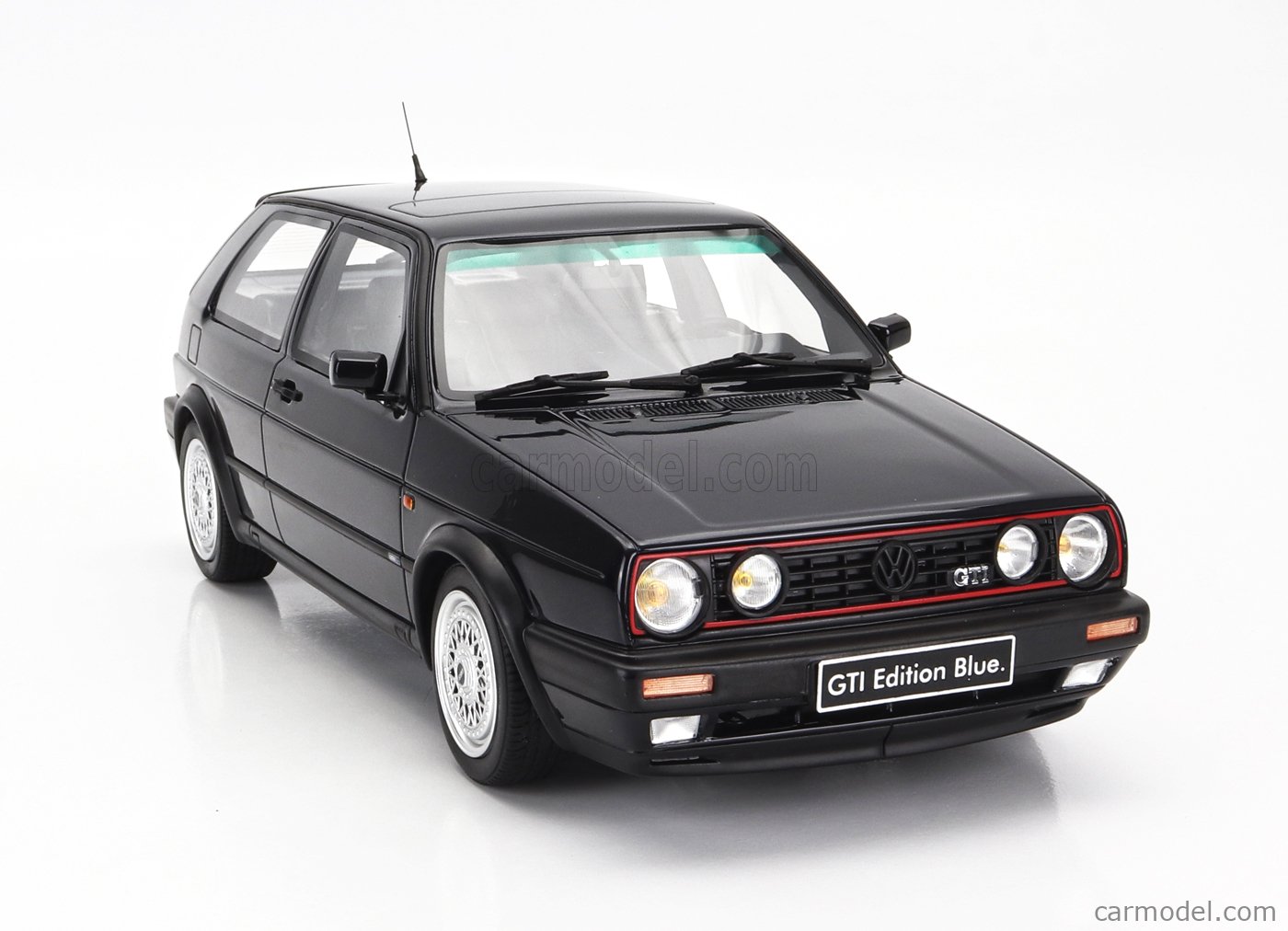 OTTO-MOBILE OT1030 Scala 1/18 | VOLKSWAGEN GOLF MKII GTi 1991 BLUE