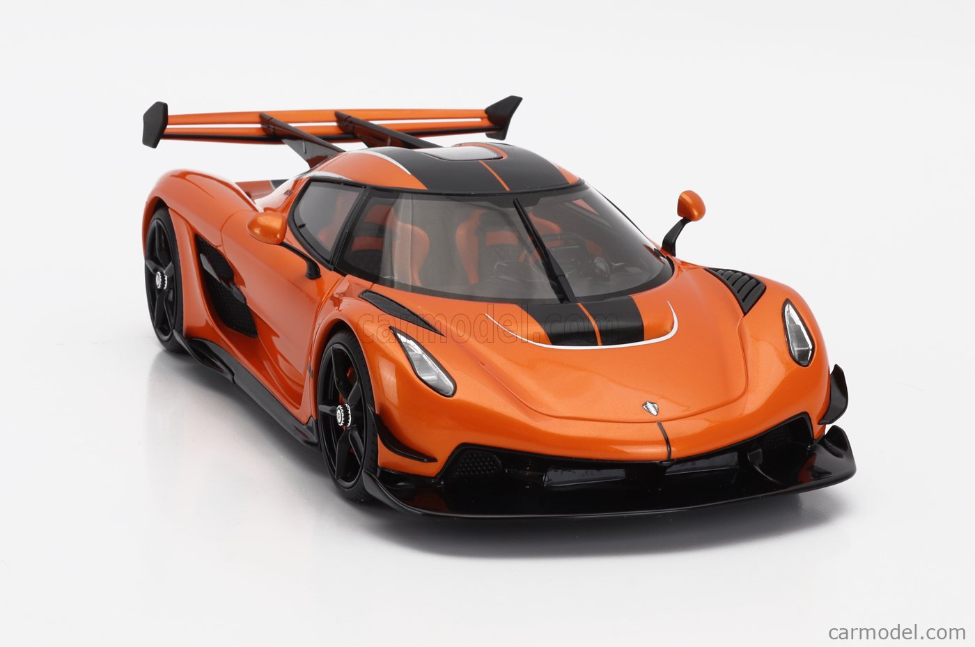 GT-SPIRIT GT898 Scale 1/18 | KOENIGSEGG JESKO 2021 TANG ORANGE