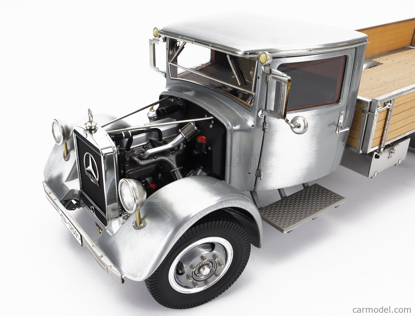 CMC BU-003 Scale 1/18 | MERCEDES BENZ SET 2X LO2750 PLATFORM TRUCK WITH ...